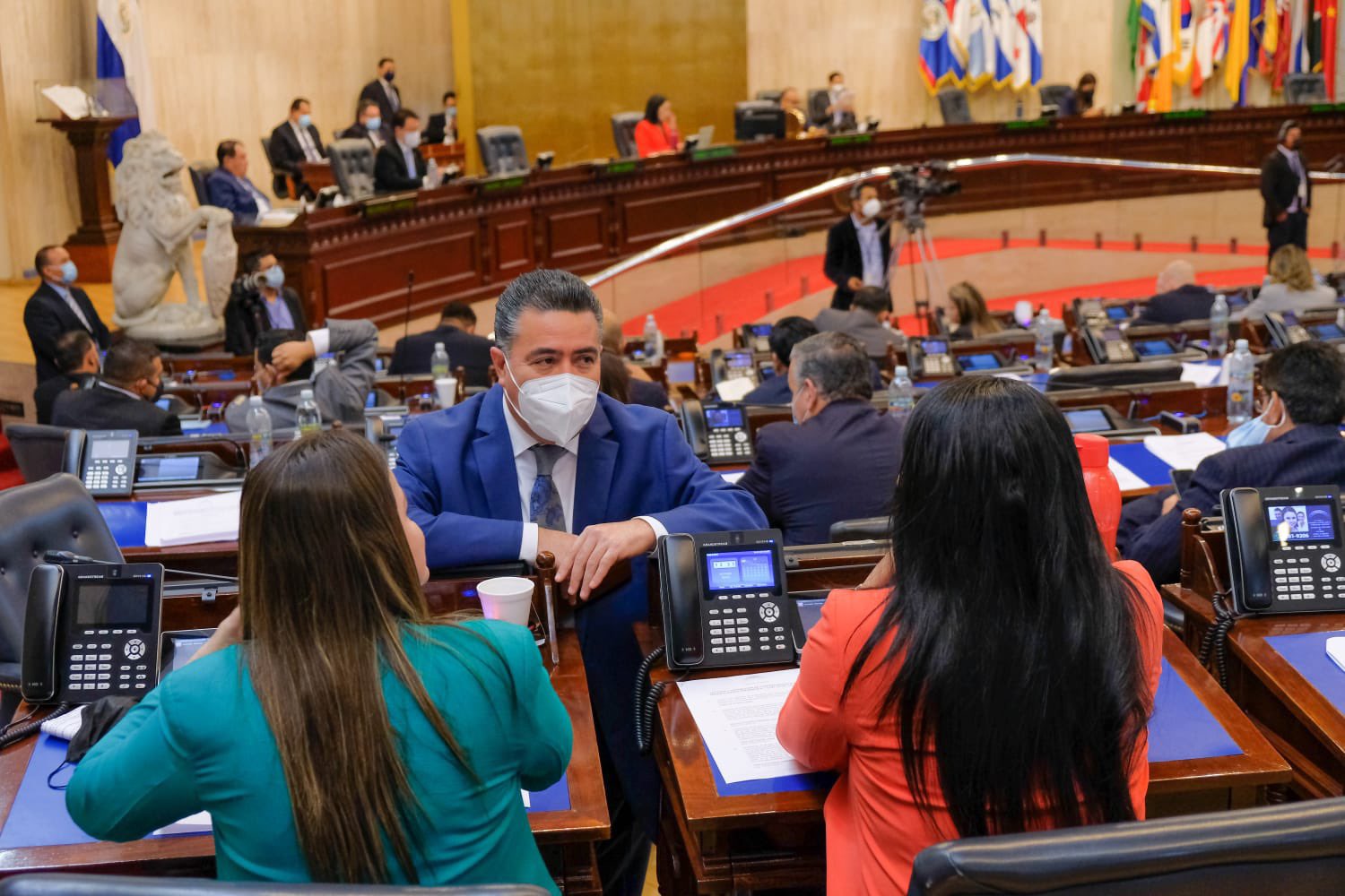 Asamblea hará efectivo descuento salarial a Portillo Cuadra y Dina ...