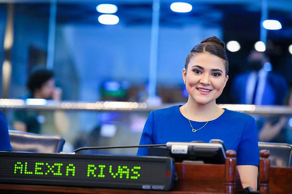 Alexia Rivas: "El Salvador escribe una nueva historia apostándole a la ...