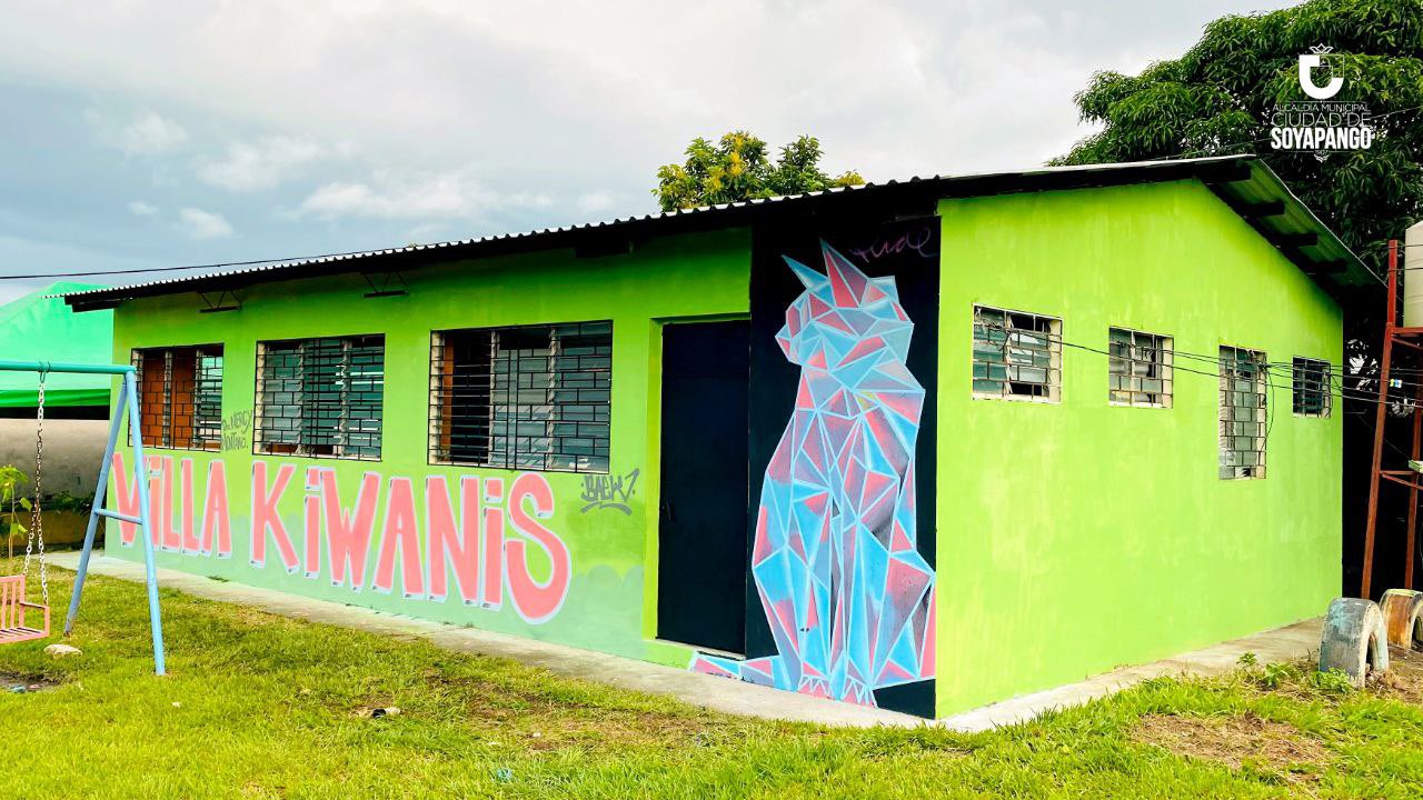 Realizan jornada de restauración de paredes de la casa comunal en Villa ...