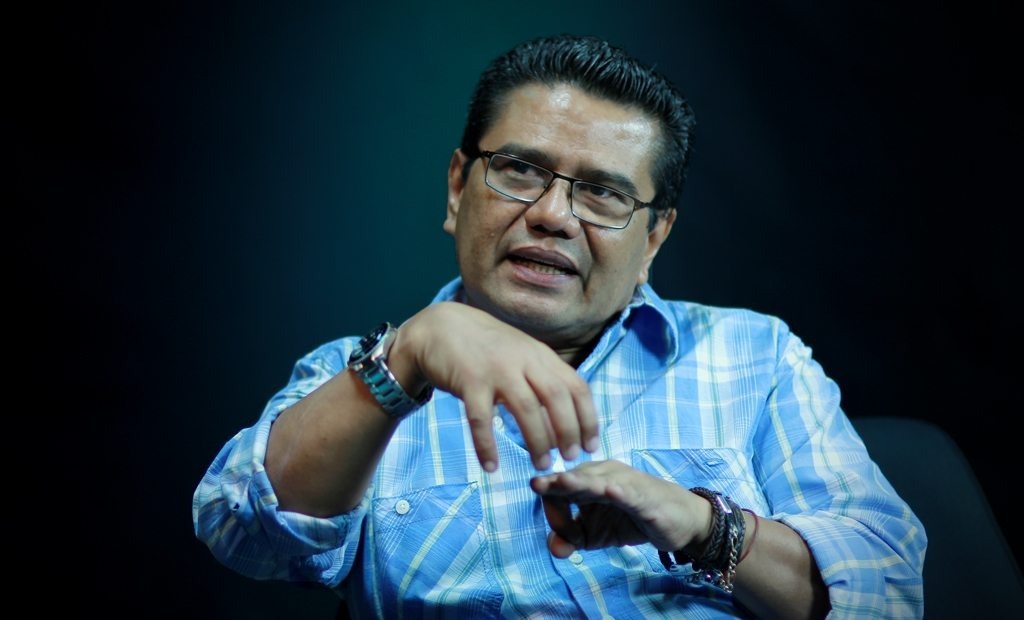 René Martínez emplaza a Mauricio Funes por “exigir” investigar la ...